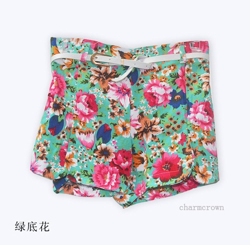 Floral Shorts on Luulla